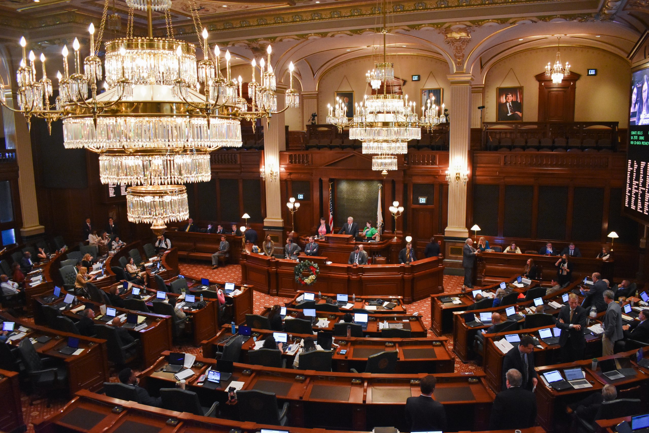 Property-tax foreclosure reform gets put off by Illinois legislators ...
